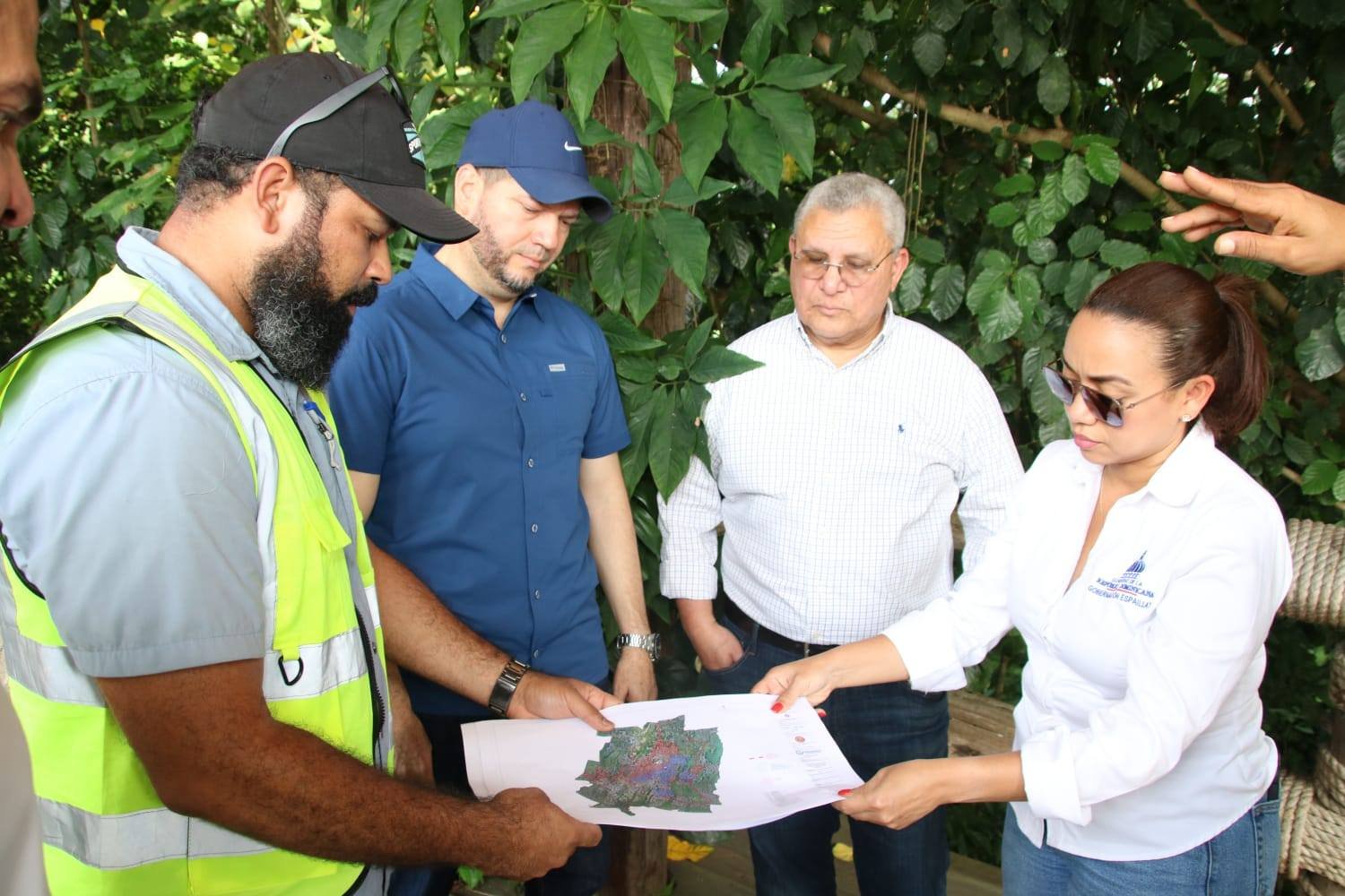 Ayuntamiento, CORAAMOCA y Gobernación impulsan construcción del Parque ...
